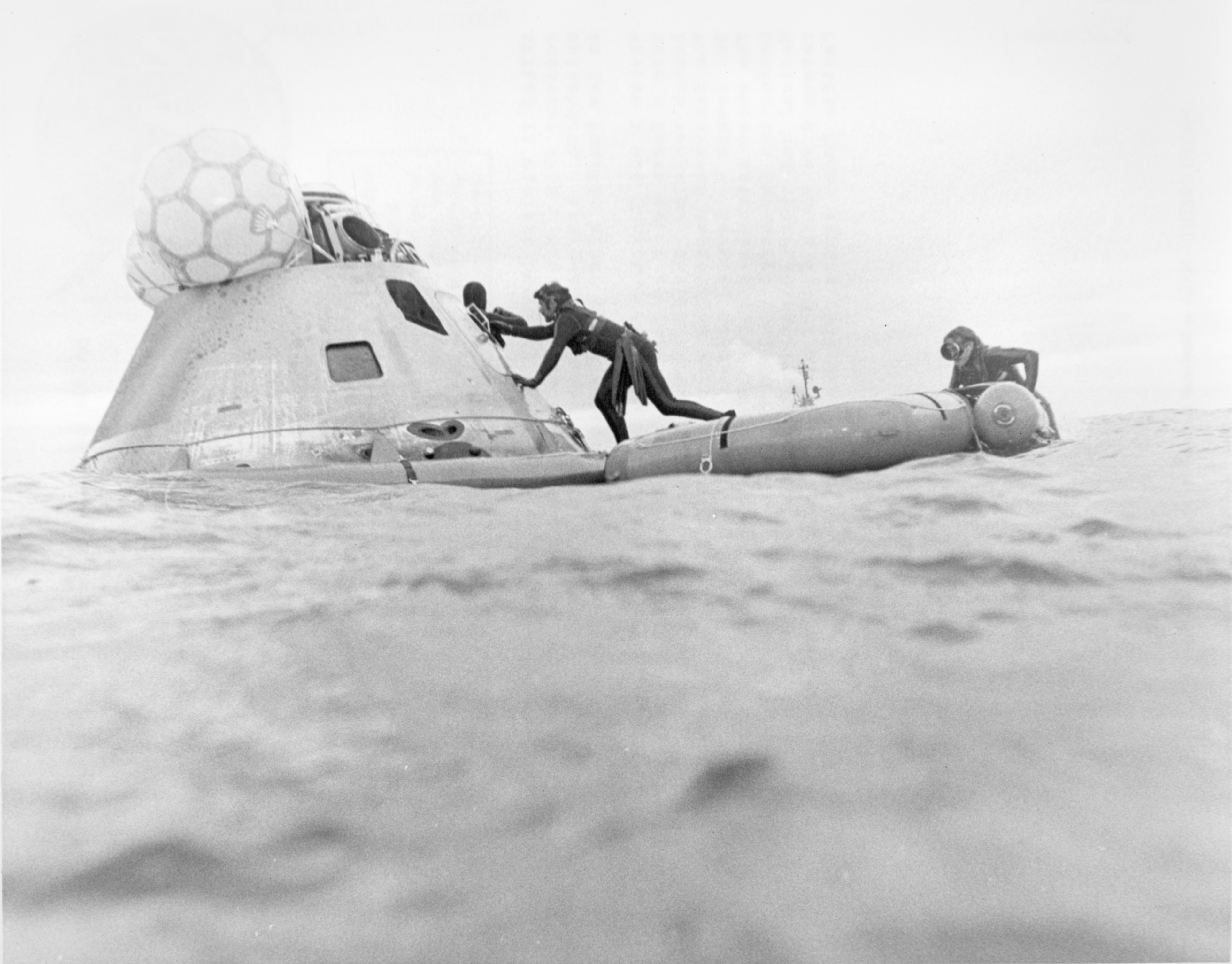 Navy and NASA: From Mercury to Apollo - USNI News