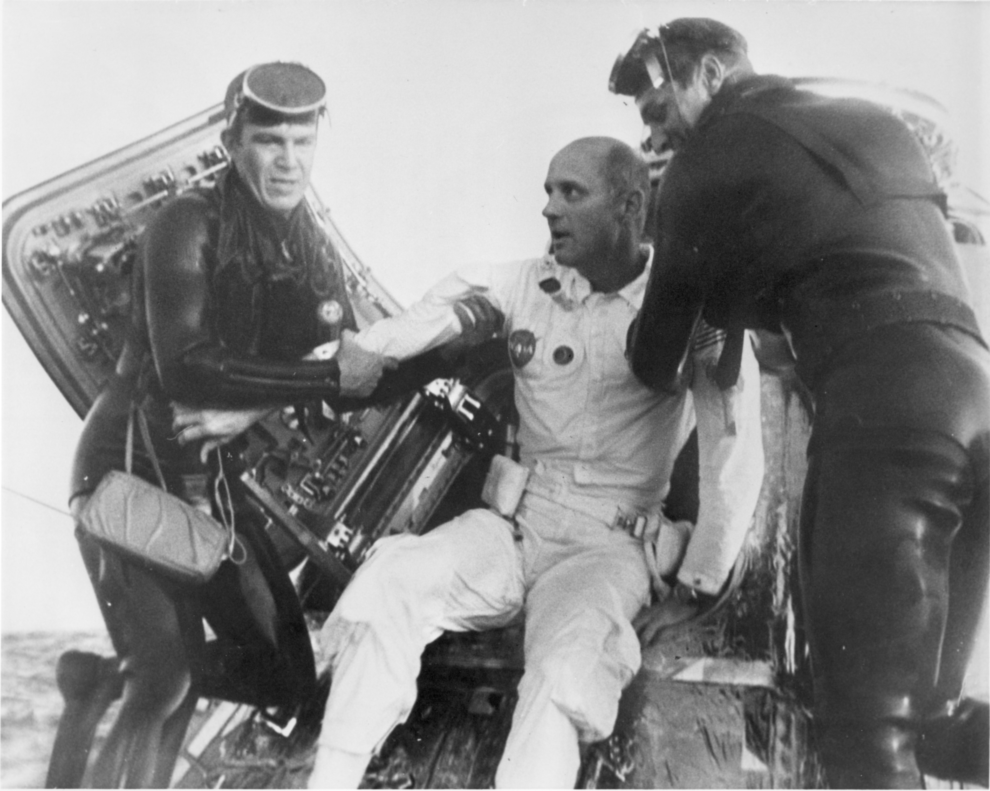 Navy and NASA: From Mercury to Apollo - USNI News