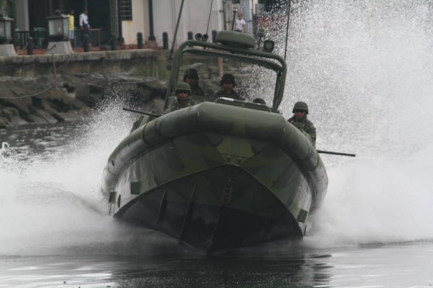 U.S. Gives Philippine Marines Six Riverine Boats for Counter Terrorism ...