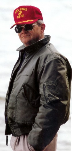 Tom Clancy Dies at 66 - USNI News