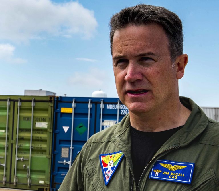 French, U.S. Naval Aviators Learn to Work Together Ahead of Middle East ...