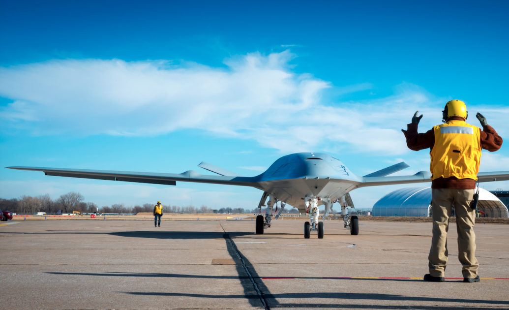 Navy Picks Boeing to Build MQ-25A Stingray Carrier-Based Drone - USNI News