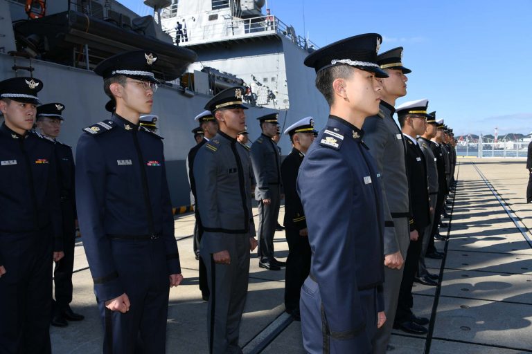 South Korean Navy Brings 3 Ships, 600 Cadets in Rare Japanese Port Call ...