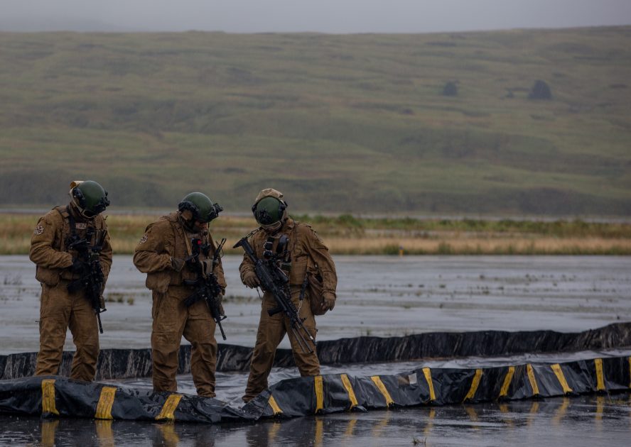 Navy, Marines Practice 'Littoral Combat Force' Construct in Alaska ...