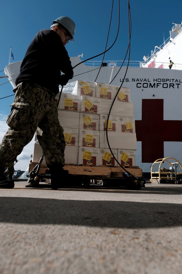 USNS Comfort Will Depart for New York on Saturday with Trump, Modly in ...