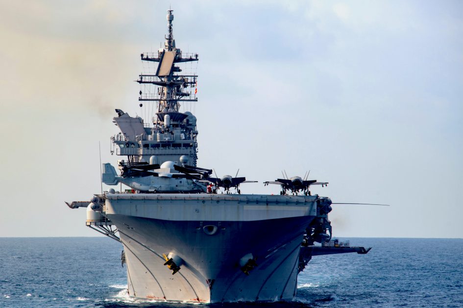 Navy Reaches 'Handshake' Deal on Four-Ship Amphib Buy, Pentagon Wants ...