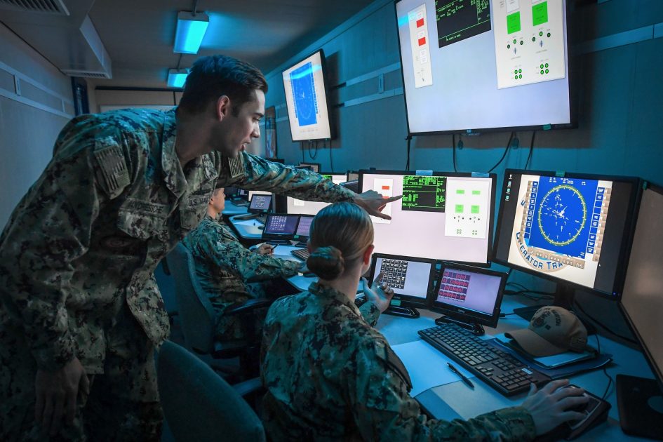 VIDEO: Navy Expanding Use of Virtual Trainers for Surface Ship Crews ...