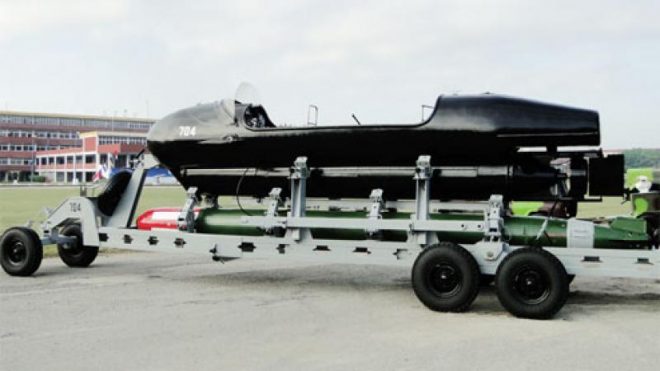 New Photos Reveal Details of Cuba's Tiny, Lethal Attack Submarine ...