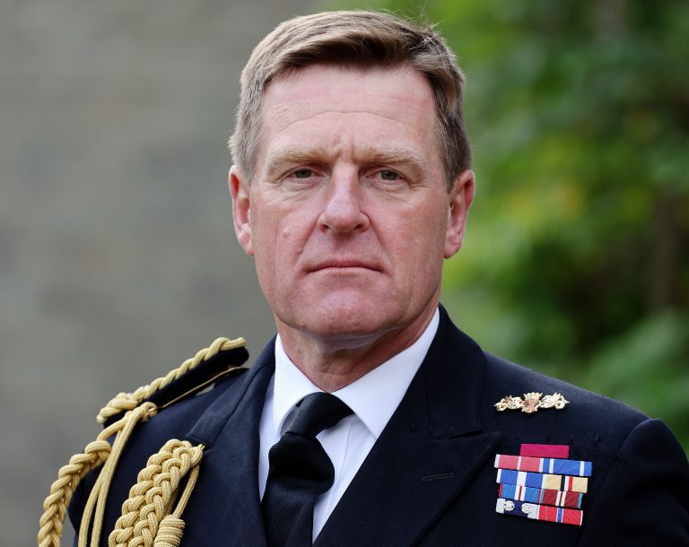 New U.K. Royal Navy First Sea Lord Takes Command, Confers with U.S. CNO ...