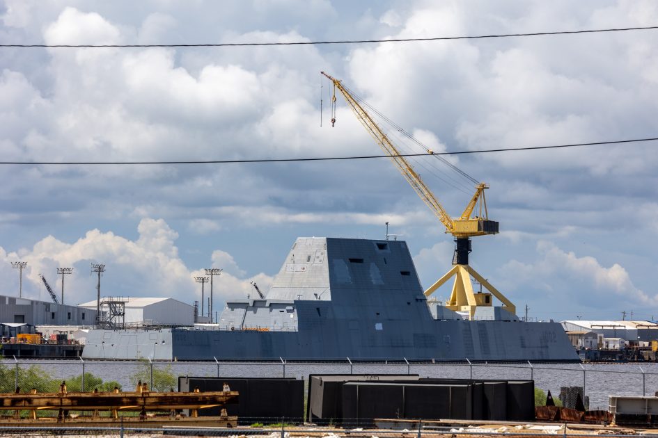 Gulf Coast Shipyards Growing Capacity While Navy Shipbuilding Plans ...