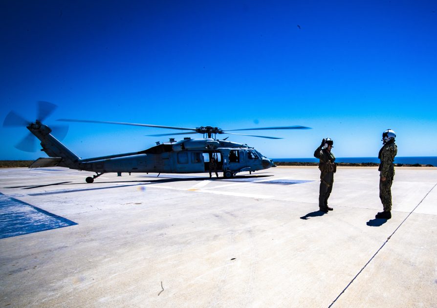 Navy Exceeding FY 2023 Sailor Retention Goals, Says Q1 Data - USNI News