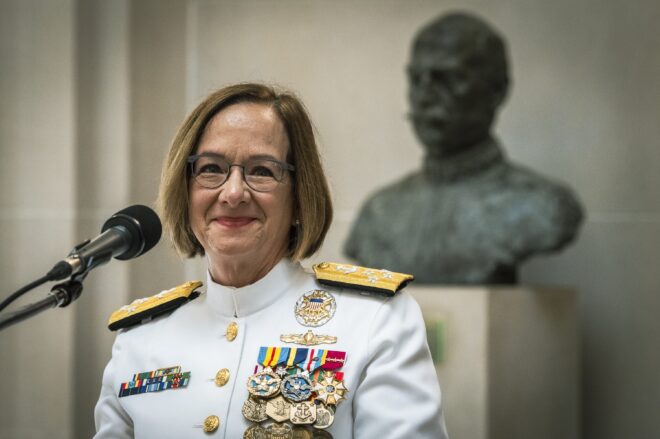 VIDEO: VCNO Lisa Franchetti Takes Command of the Navy - USNI News