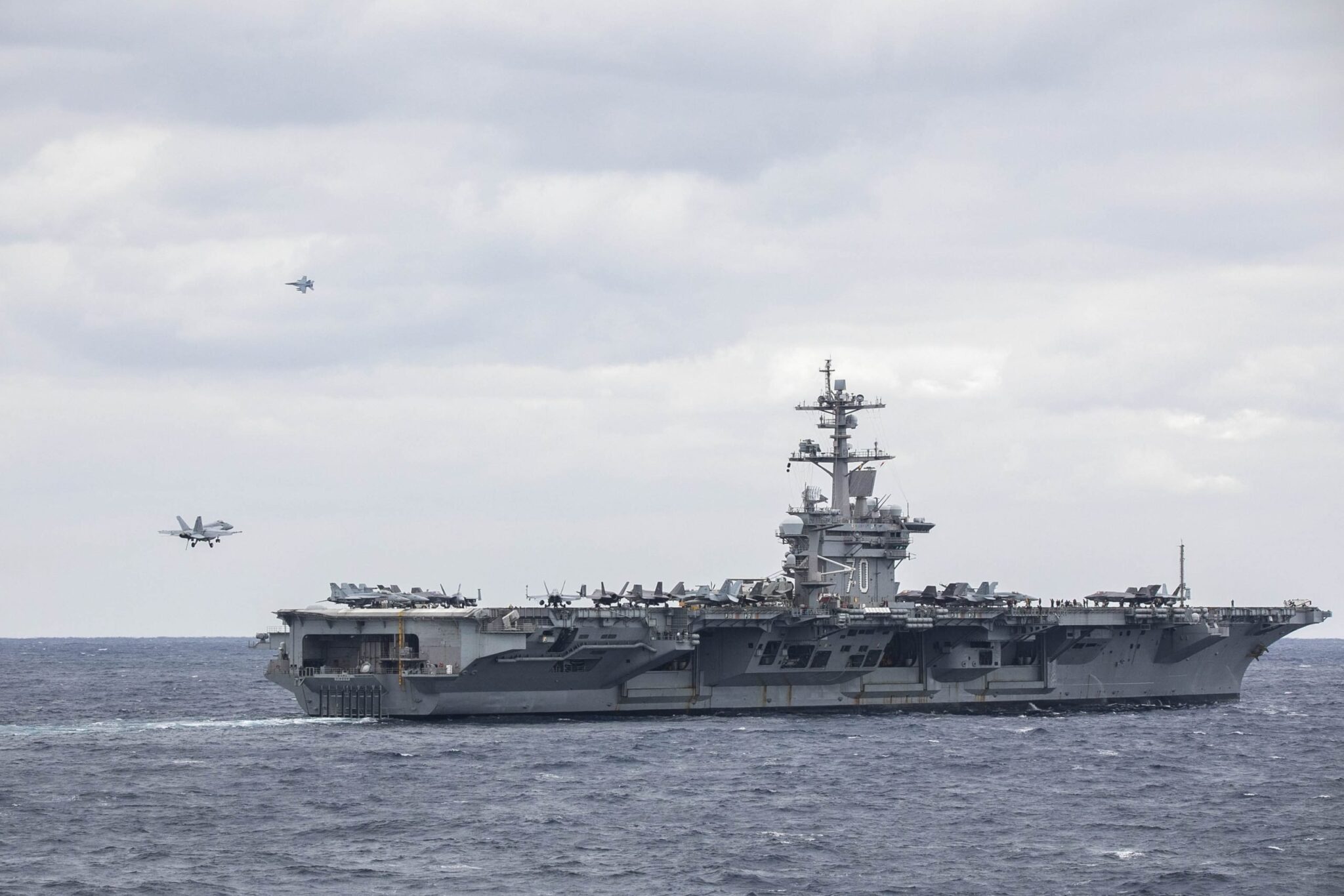 Carrier Uss Carl Vinson Back In The South China Sea After Singapore
