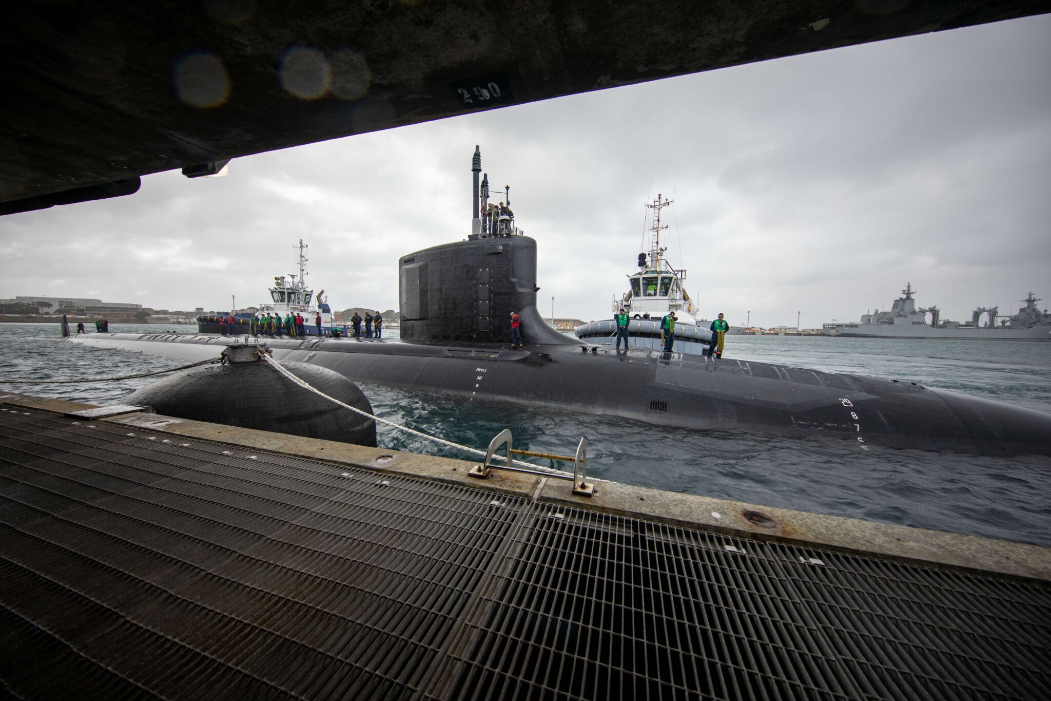 U.S. Attack Sub Pulls into Australia for Repairs in Early AUKUS Step ...