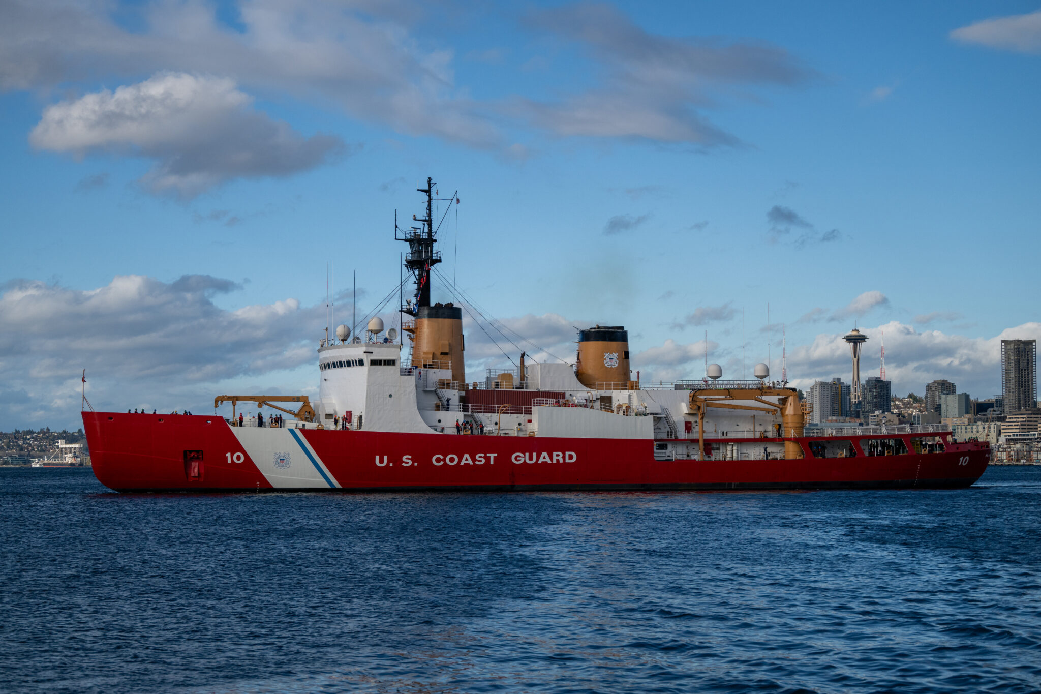 USCGC Polar Star Departs Seattle, Headed to Antarctica - USNI News