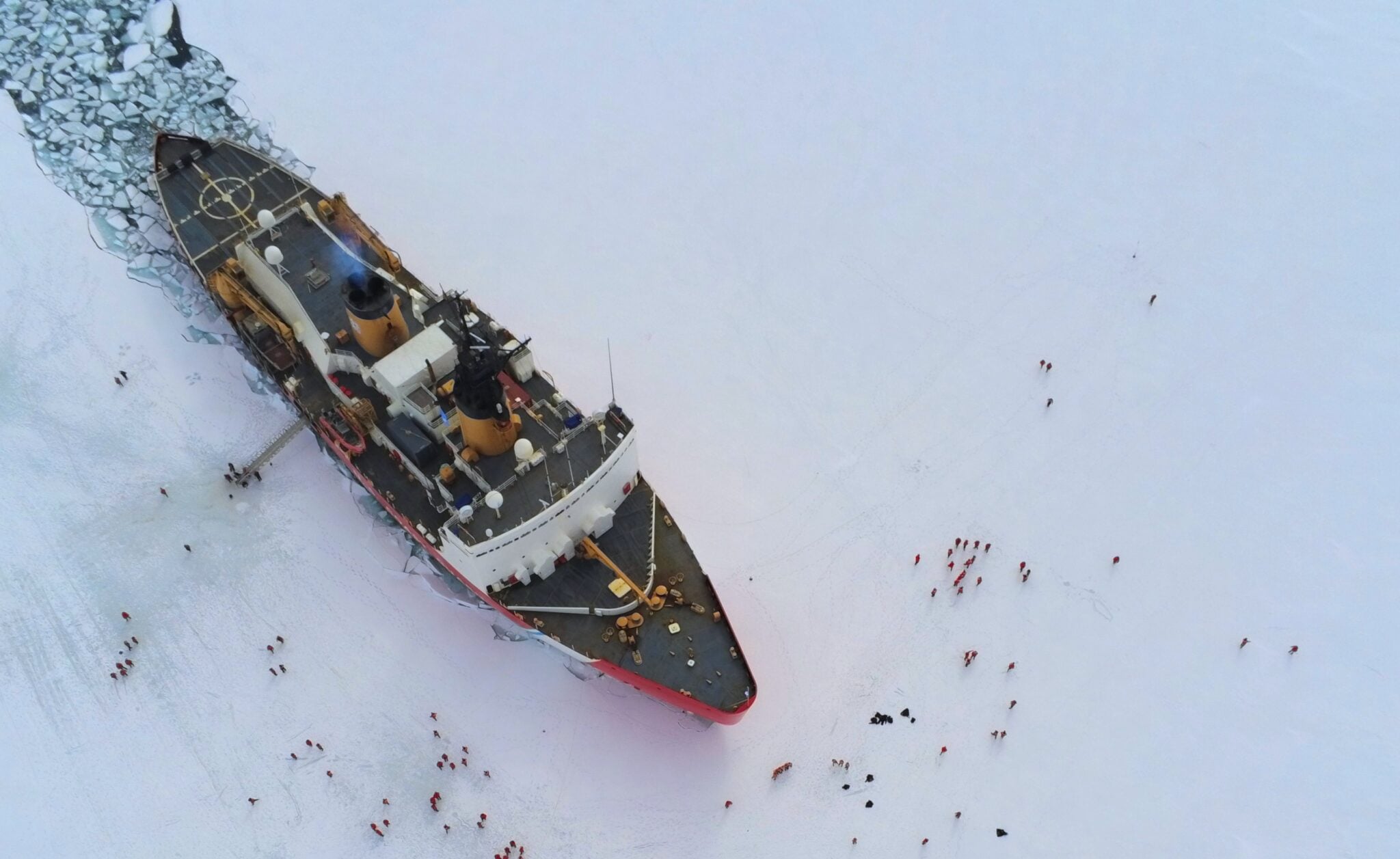 Coast Guard Icebreaker Polar Star in McMurdo Sound in Antarctica - USNI ...