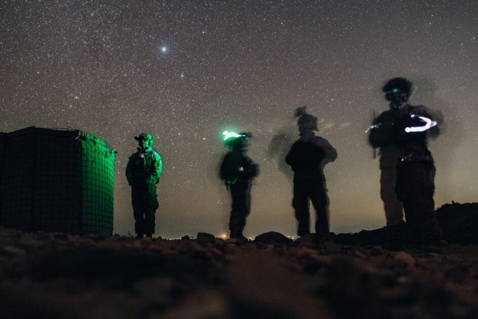 700 Marines Deploying to Downtown Los Angeles - USNI News