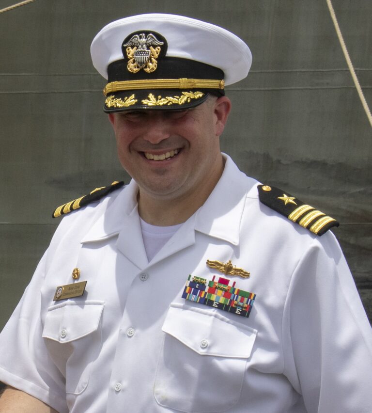 Navy Relieves Bahrain-based LCS Commander - USNI News