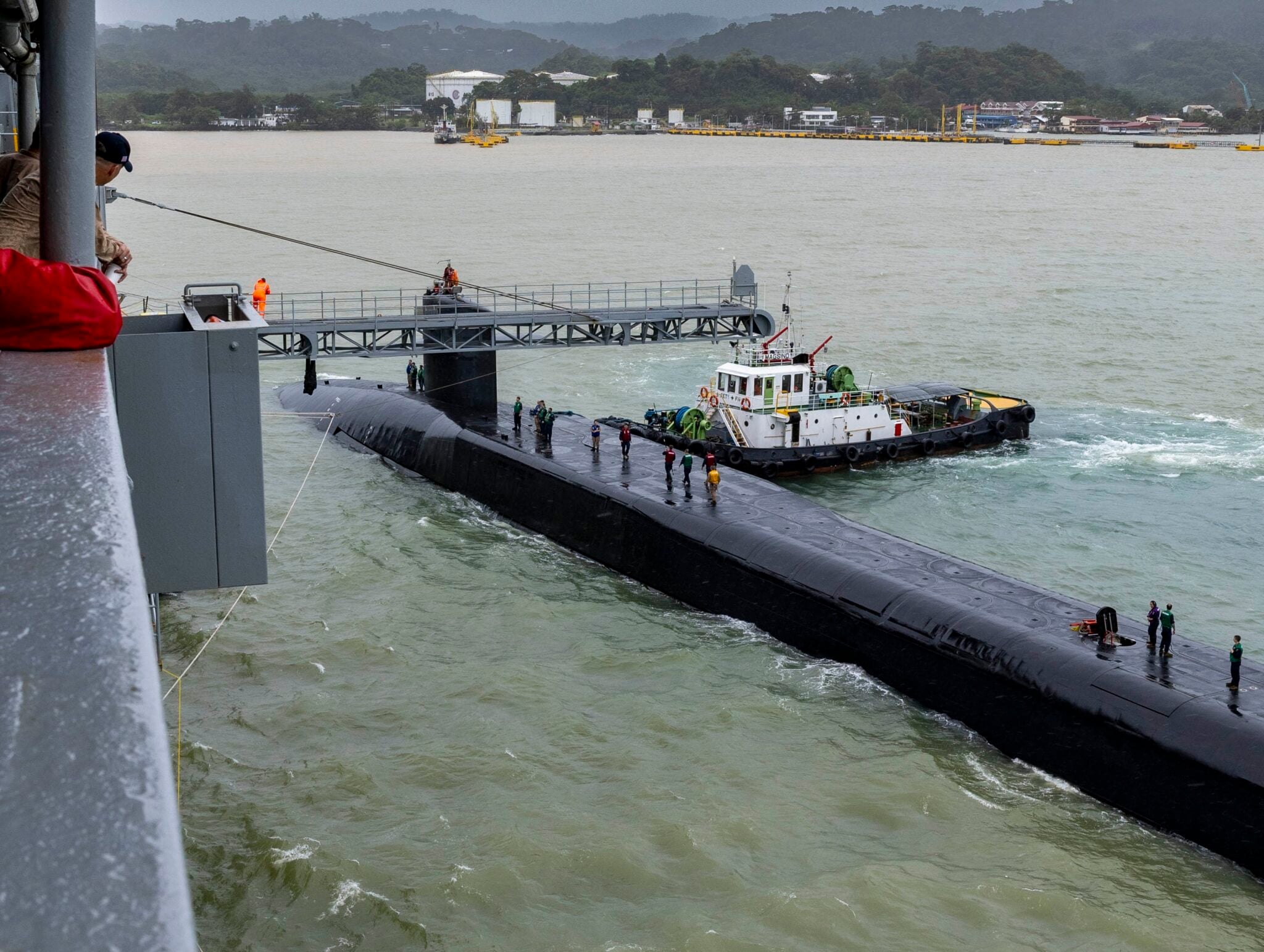 U.S. Guided-missile Sub Makes Rare Appearance in the Philippines - USNI ...